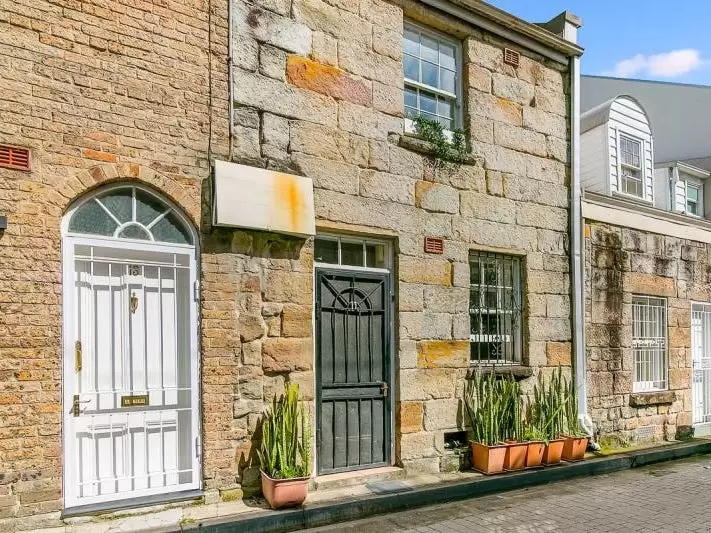 Terrace Leased - 11 Woods Lane, Darlinghurst